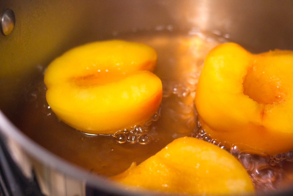 Poachin’ Peaches | Operation Gastronomia